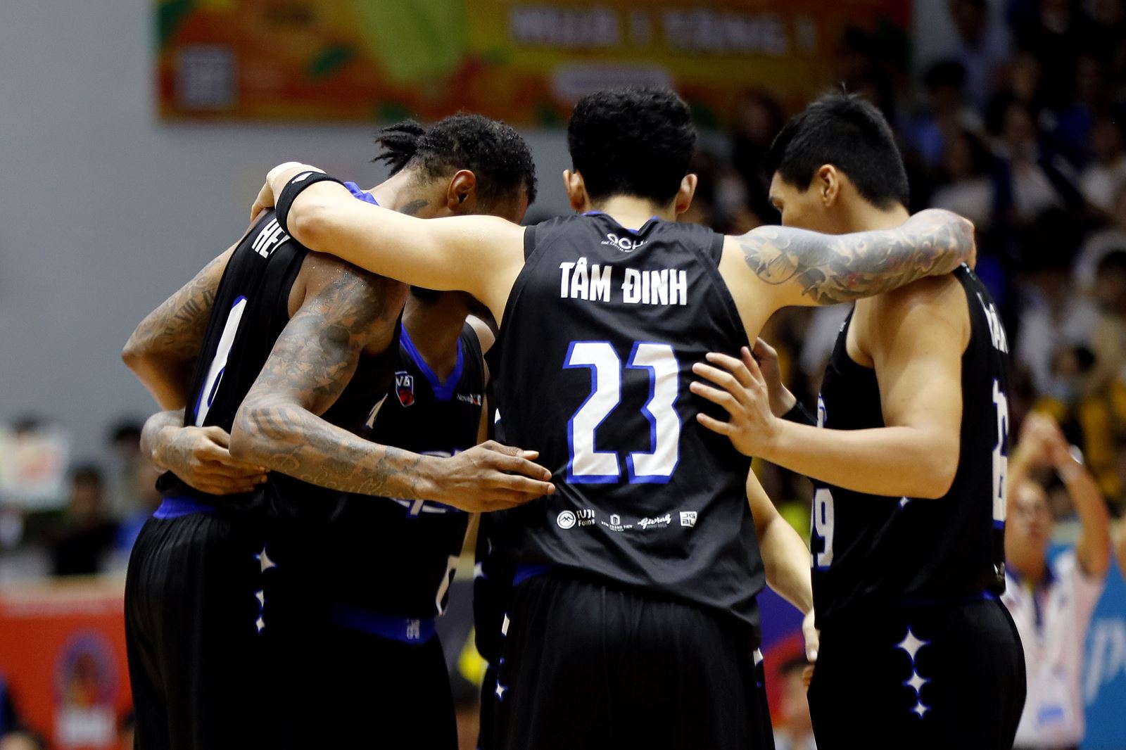 VBA 2022: Hạ gục Nha Trang Dolphins với tỷ số 2-0, Hanoi Buffaloes thẳng tiến vào chung kết ...